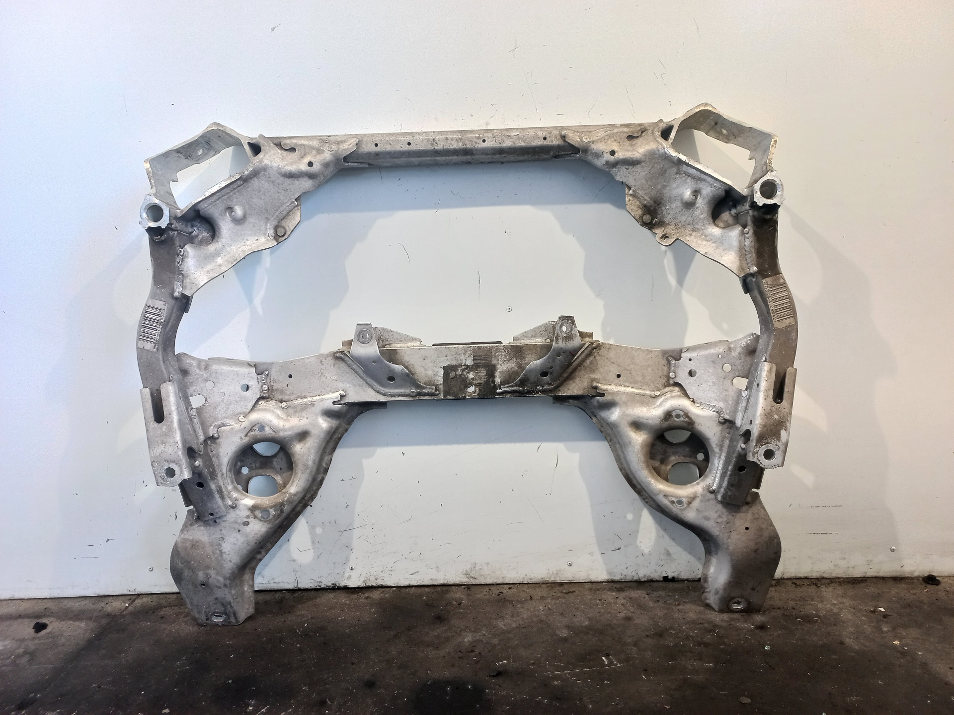 BMW 1 Series E81/E82/E87/E88 (2004-2013) Front Suspension Subframe 24891705 - Used parts online ...