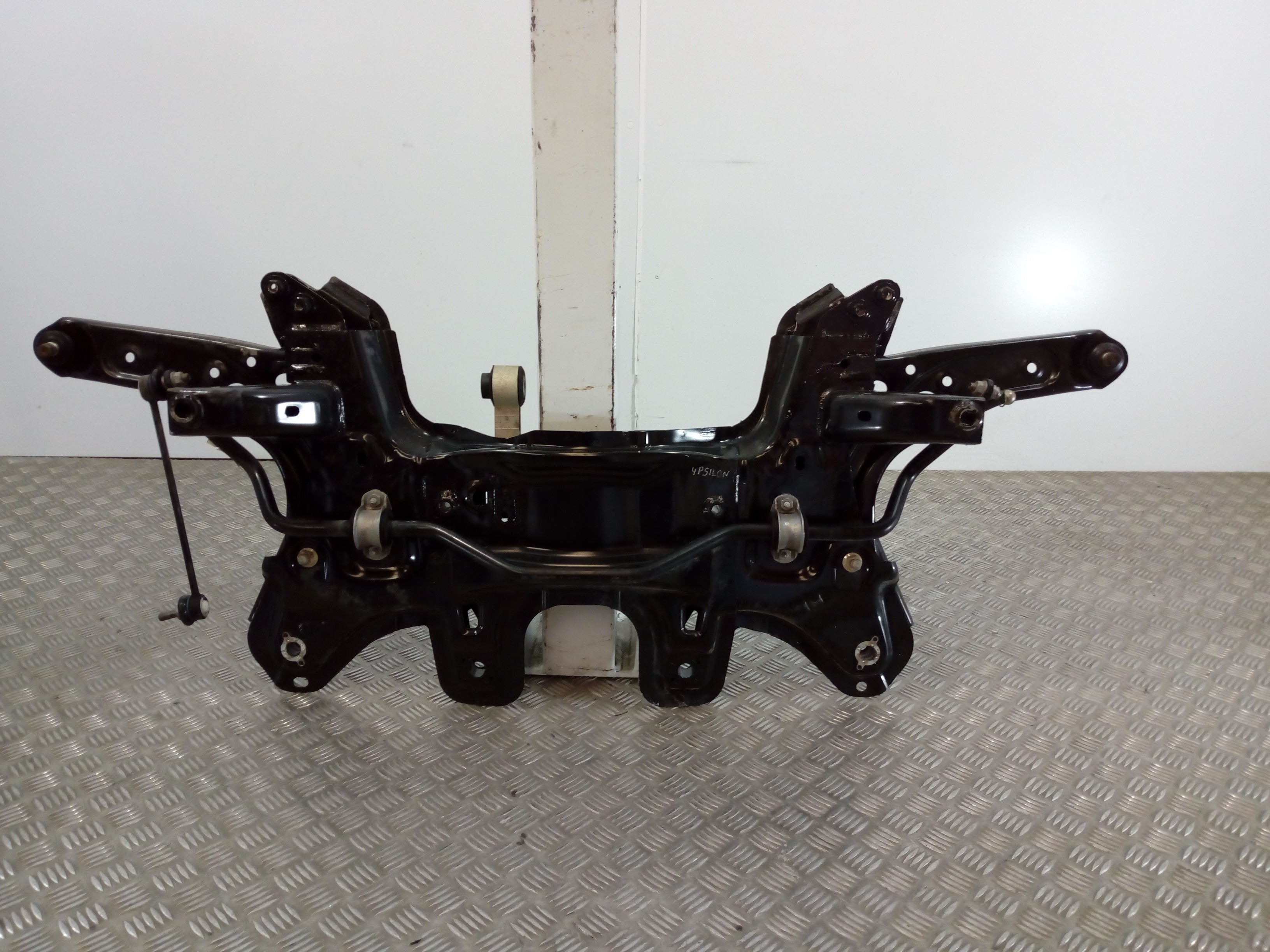 51936195, Front Suspension Subframe, 2 offers, price from 106.72 EUR