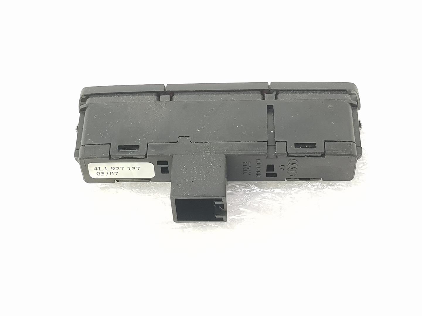 AUDI Q7 4L (2005-2015) Hazard button 4L2927137B, 4L2927137B5PR 19717243 ...
